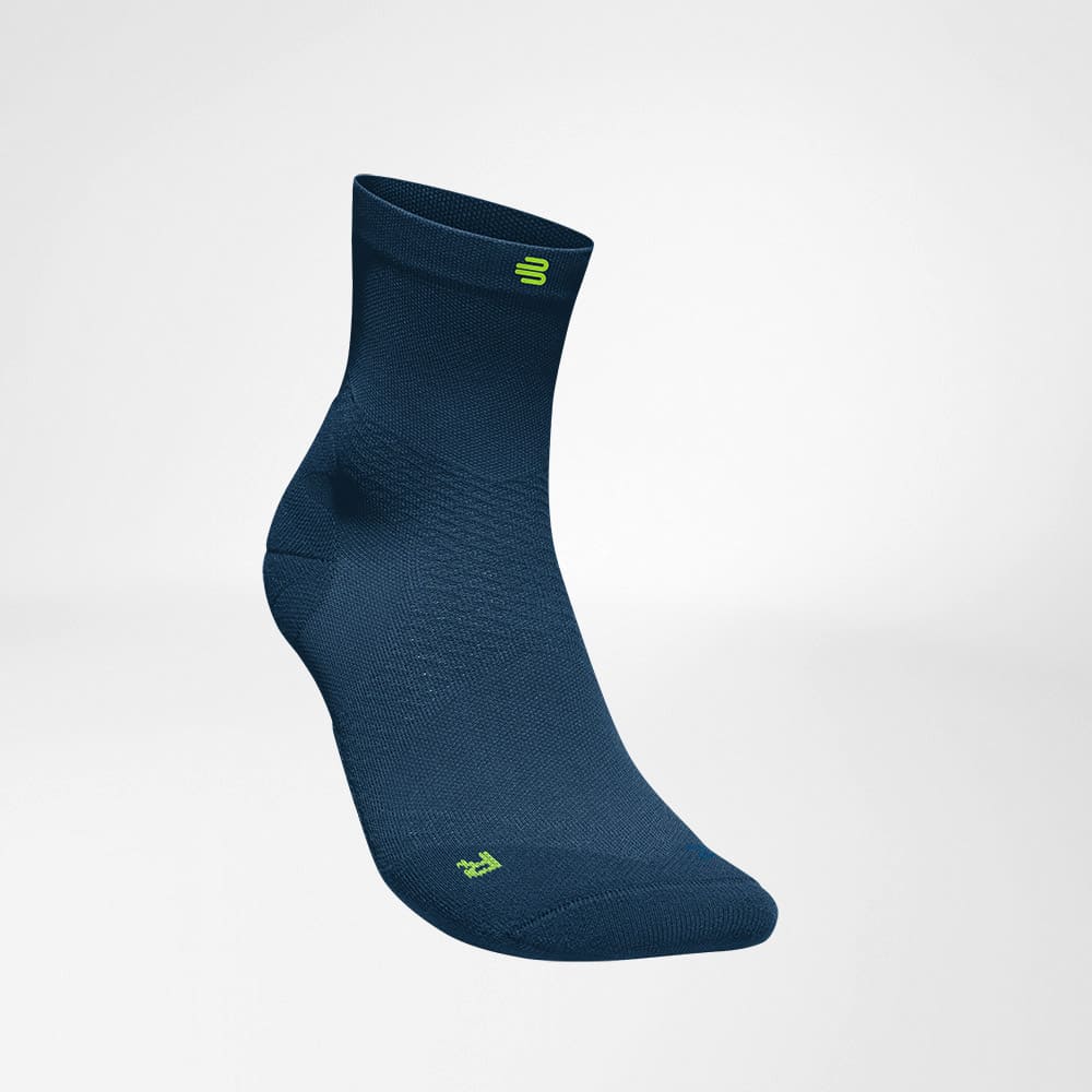 RUN ULTRA LIGHT MID CUT SOCKS - スポーツライン｜BAUERFEIND(バウアーファインド)